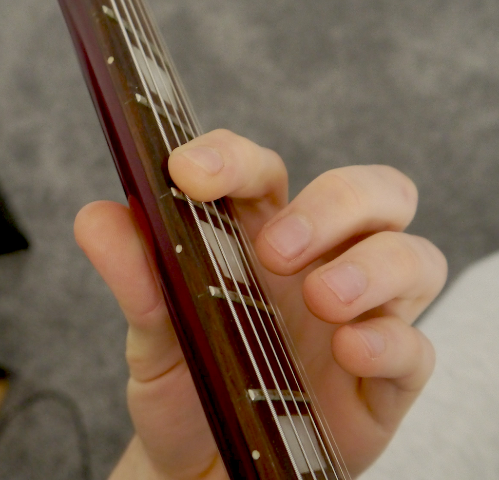 4 Fretting